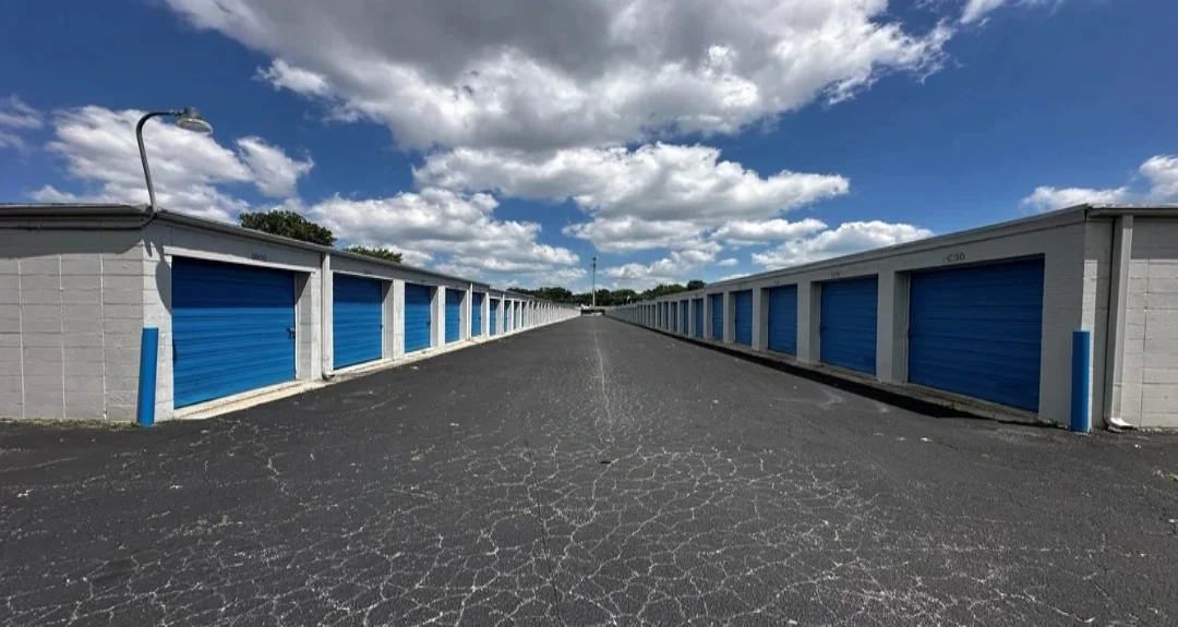 Home | Spring Field Mini Storage